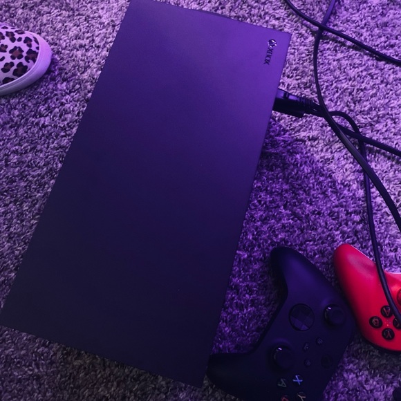 Video Games & Consoles | Xbox Series X Tower 1 Terabyte Console Bundle ...